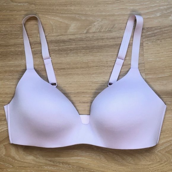 Uniqlo | Intimates & Sleepwear | Uniqlo Wireless Bra | Poshmark